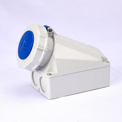 Cina Parete che monta le prese di corrente di superficie di 63A 3P 230V in vendita