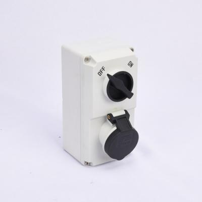 China IP44 32A 4 van de de Koppelingsschakelaar van Pool de Mechanische Norm van de Contactdooscei Te koop