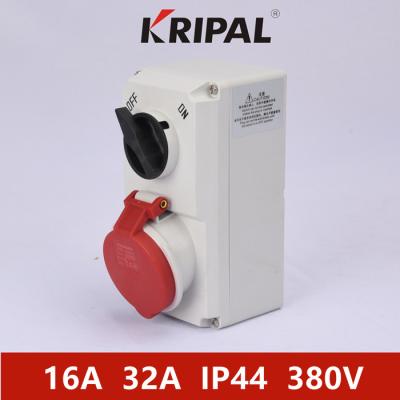 China de Enige Fase Geschakelde Contactdoos van 16A 32A IP44 met Mechanische Koppeling Te koop