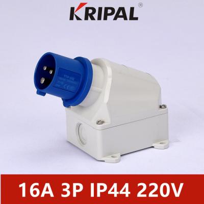 中国 防水産業三相16A 32A IP44 IECのパネルの台紙のソケット 販売のため