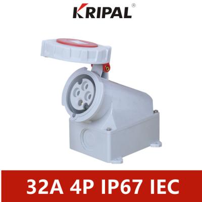 Cina IEC industriale impermeabile 32A standard 4P di combinazione dell'accoppiatore IP67 in vendita