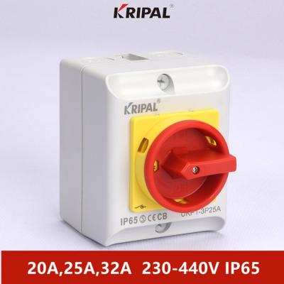 Cina 3P 4P 230-440V IP65 impermeabilizzano per passare l'isolamento del carico del commutatore in vendita