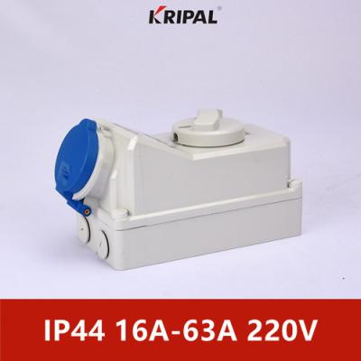 中国 220V IP44の防水機械連結スイッチ ソケットIECの標準 販売のため