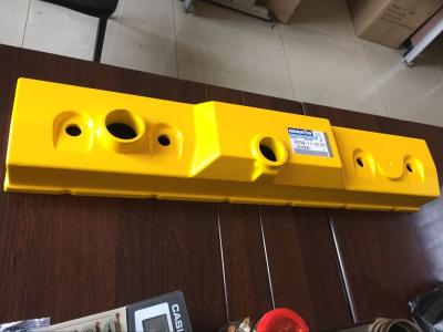 China 6209-11-8120 head cover, komatsu PC200-6, PC210-6, PC220-6, PC250-6, S6D95L SA6D95L SAA6D95LE for sale