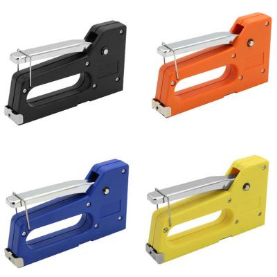 Cina HS003 Economy Manual Plastic Staple Gun Hand Stapler per prestazioni durevoli in vendita