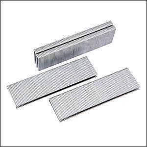 China 9028 18 Gauge 1/4 Crown 28mm Staple e com padrão ANSI à venda