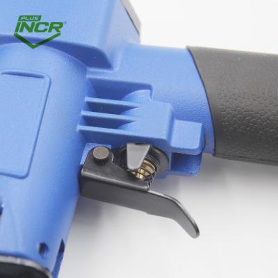 Cina Arredamento Staple Gun 21 Gauge Fine Crown Air Pneumatic Stapler 8416 per la decorazione fai da te in vendita