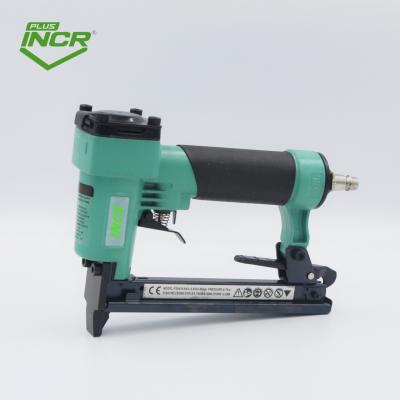 Cina Pistola a graffi pneumatica a corona fine pneumatica semiautomatica calibro 21 per la decorazione dei mobili in vendita