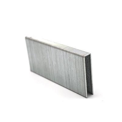 Cina 16 calibro Medium Crown Air Staple N45 per la decorazione dei mobili con chiodi di tipo U in vendita