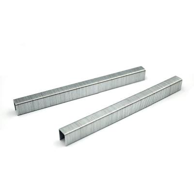 Cina GB Standard 22 Gauge 3/8 Crown 12mm Air Staple 7112 per applicazioni professionali in vendita