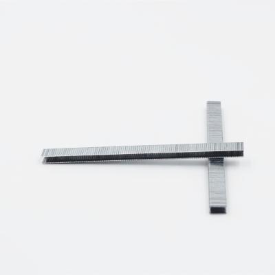 Cina 20 Gauge 413j Staple per tappezzeria Pneumatica Staple Fine Crown Staple Serie 4j in vendita
