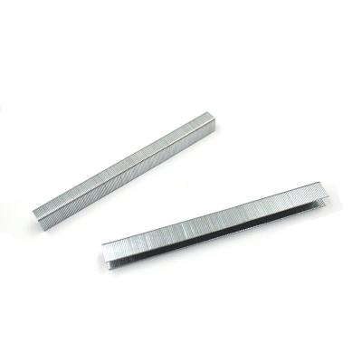 Cina Manuale Stapler Hand Tacker 13/8 con chiodo di tipo U e staple corona fine in vendita
