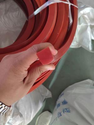 Cina Striscia di sigillatura di gomma di alta qualità di EPDM per le applicazioni industriali in vendita