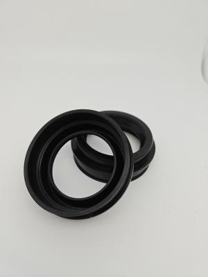 Cina Antipolvere della guarnizione del hub del camion dell'OEM di Axle Oil Seal della ruota posteriore su misura in vendita