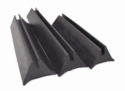 Cina La chiusura della finestra a chiave della guarnizione sigilla Front Windshield Rubber Glass Seal in vendita