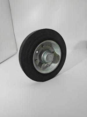 Cina ruota solida della ruota di gomma di potere 6*2 con l'orlo del metallo per il carrello e la piccola macchina in vendita