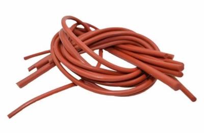 Cina Estrusione di modellatura nera di gomma su ordinazione P di dimensioni EPDM del ODM dell'OEM la varia modella le strisce delle guarnizioni della diga in vendita