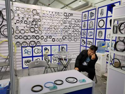 Cina Temperatura elevata dell'OEM B370069 133*188*27mm della guarnizione del metallo NBR del camion resistente in vendita