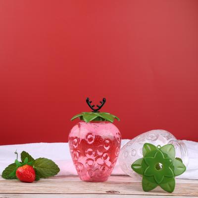 China 500ml PET Cold Press Juice Empty Plastic Bottles Strawberry Shape for sale
