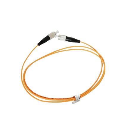中国 Fc/Upcのコネクターの繊維光学のパッチ・コードが付いているSM MM 3.0mmポリ塩化ビニール 販売のため