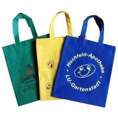 China Reusable Non Woven Fabric Bags Non Toxic Custom Printed Multi Color Available for sale
