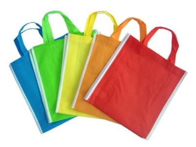 China Colorful Biodegradable Non Woven Fabric Bags Antibacterial Custom Printed for sale