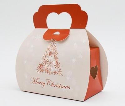 China Recyclable Christmas Paper Gift Packaging Box With Handle Custom Design for sale