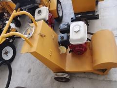 Máquina de varredura de sinalização rodoviária