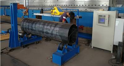 China Máquina de corte de portas de pólo leve CNC 3 eixos, diâmetro 680mm, curso 2000mm à venda