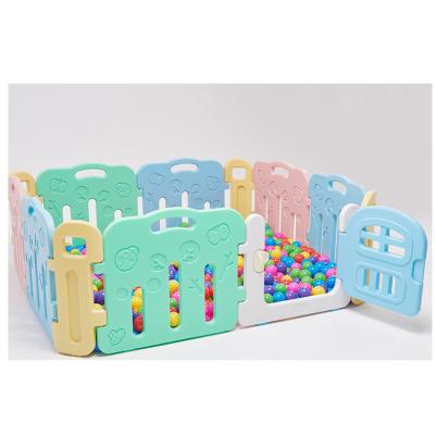 China Kids Indoor Retractable Plastic Fence For Ball Pool. for sale