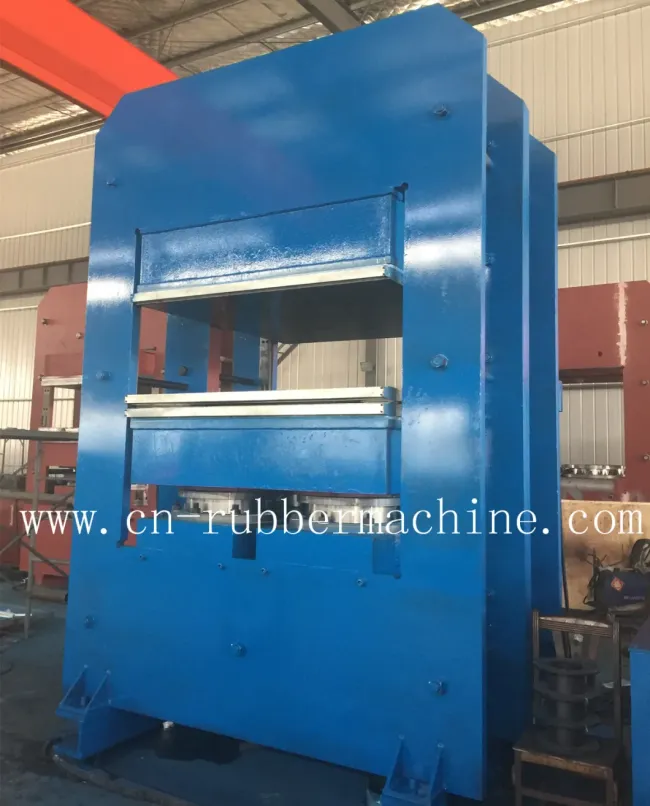 Animal Rubber Carpet/Cushion/Mat/Pad Vulcanizing Press Machine