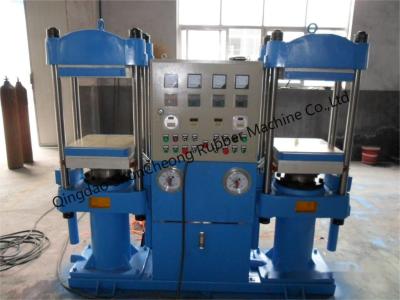 China Máquina de vulcanización de la placa de goma de dos anfitriones/prensa de curado a dos caras en venta