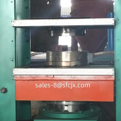 China Adjustable Pressure Settings Powder Solid Tire Rubber Vulcanizing Press Machine for sale