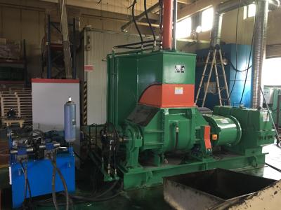 China 75L Capacity Rubber Kneader Machine with Chrome-Plated Mixing Chamber and PLC Control for sale