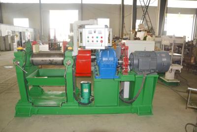 China 560mm Roll Diameter 90kw Motor Power PLC Control Rubber Mixing Machine Open Mixing Mill for sale