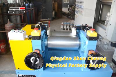 China Factory Direct Supply PLC Control Stainless Steel Two-Roll Open Mill with 50-100kg/h Capacity for Laboratory Rubber Mixing for sale