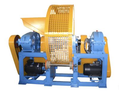 China Rubber Tire Shredder/Rubber Tire Shredder Machine for Recycling Waste Tires for sale
