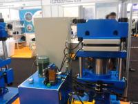 China Rubber Powder Wheel Vulcanizing Machine / Solid Tire Vulcanizing Machine for sale