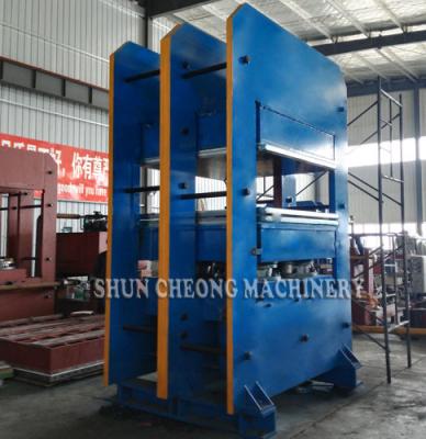 Macchina di vulcanizzazione di gomma su ordinazione della stampa 1100T in pieno automatica