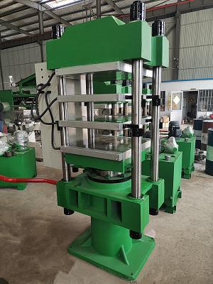 China Máquina vulcanizando de alta qualidade para o brinquedo de borracha à venda