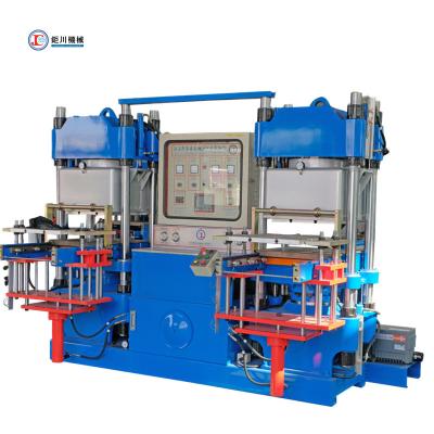Cina Macchina di 250 Ton Silicone Rubber Compression Molding per la fabbricazione dell'Oven Heat Insulated Mitt in vendita