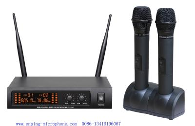 China LS-670S Pro Dual wireless microphone system UHF fixed frequency LCD digital display 2MICS for sale