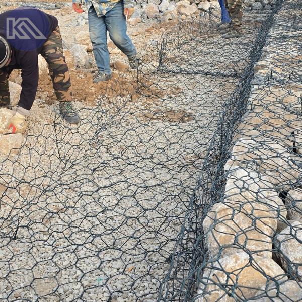 Quality Double Twisted Welded Wire Gabion Baskets Customized Size For Construction ​Project for sale