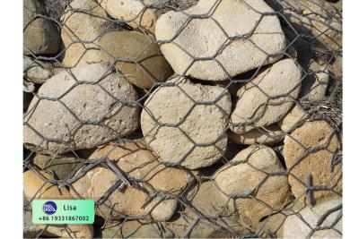 China Galfan Gabion Retaining Wall, Heavy Duty Double Twist Hexagonal Gabion Basket For River Bank Slope Flood Protection for sale