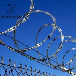 China 0,5 mm 0,6 mm dikke scheermesprikkeldraad gegalvaniseerde oppervlaktebehandeling Te koop