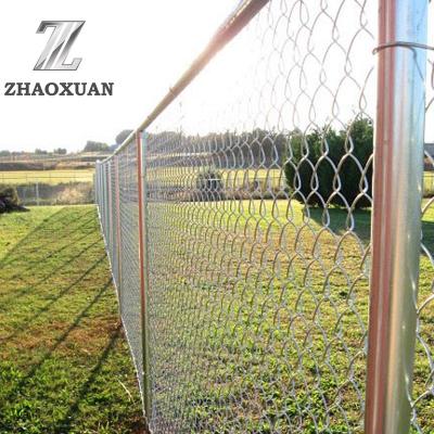 Cina Recinto all'aperto Tennis Court Diamond Twisted Fence Panels del collegamento a catena del campo da giuoco in vendita