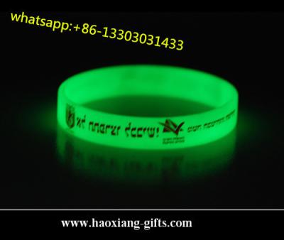 China high quality customized silicone wristbands/bracelet for events glow in dark for sale