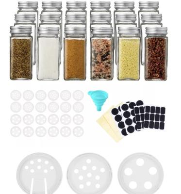 Cina barattoli quadrati della spezia della cucina di 12pcs 120ml con i coperchi di Shaker Lids And Airtight Metal in vendita