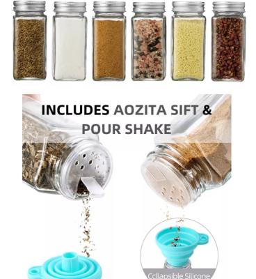 Cina barattoli quadrati della spezia della cucina di 12pcs 120ml con i coperchi di Shaker Lids And Airtight Metal in vendita