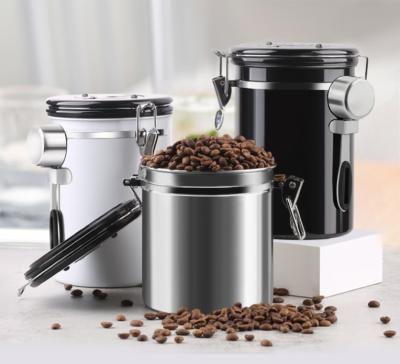 Cina scatola metallica essenziale di Tools Coffee Airtight di barista di acciaio inossidabile 500g con la valvola ed il cucchiaio di CO2 in vendita